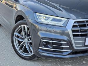 Grey Audi Q5 2017 in Vilnius, with an engine capacity of 2.00 L and mileage of 211 thousand km for 22350 €, photo 18 on AUTOMOTO.COM.LV