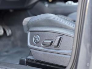 Grey Audi Q5 2017 in Vilnius, with an engine capacity of 2.00 L and mileage of 211 thousand km for 22350 €, photo 36 on AUTOMOTO.COM.LV