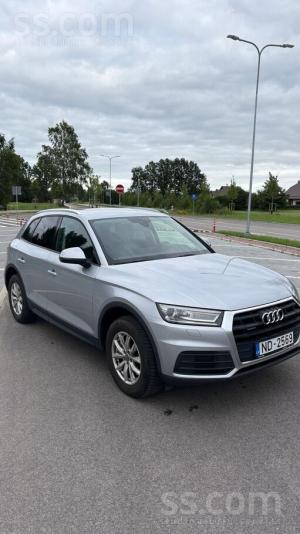 Grey Audi Q5 2017 in Jelgava, with an engine capacity of 2.00 L and mileage of 109 thousand km for 20250 €, photo 3 on AUTOMOTO.COM.LV