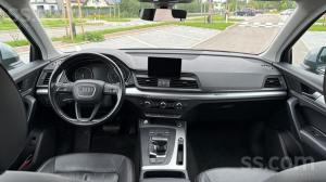 Grey Audi Q5 2017 in Jelgava, with an engine capacity of 2.00 L and mileage of 109 thousand km for 20250 €, photo 7 on AUTOMOTO.COM.LV