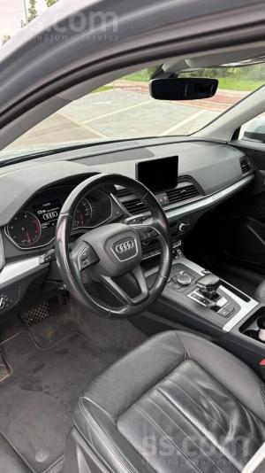 Grey Audi Q5 2017 in Jelgava, with an engine capacity of 2.00 L and mileage of 109 thousand km for 20250 €, photo 9 on AUTOMOTO.COM.LV