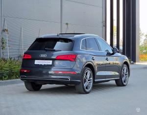 Grey Audi Q5 2017 in Vilnius, with an engine capacity of 2.00 L and mileage of 211 thousand km for 22250 €, photo 15 on AUTOMOTO.COM.LV