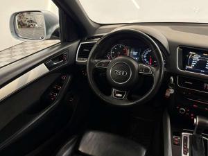 Grey Audi Q5 2017 in Marijampole, with an engine capacity of 2.97 L and mileage of 229 thousand km for 13999 €, photo 23 on AUTOMOTO.COM.LV