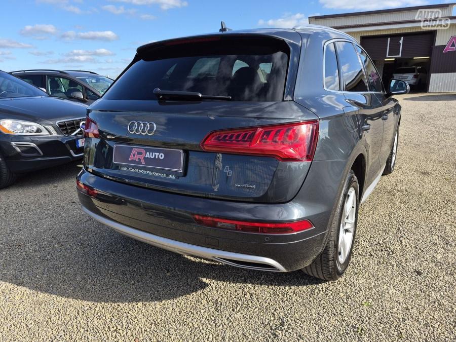 Grey Audi Q5 2017 in Vilnius, with an engine capacity of 2.00 L and mileage of 258 thousand km for 16900 €, photo 6 on AUTOMOTO.COM.LV