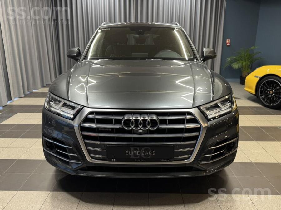 Grey Audi Q5 2018 in Riga, with an engine capacity of 2.00 L and mileage of 187 thousand km for 23990 €, photo 2 on AUTOMOTO.COM.LV