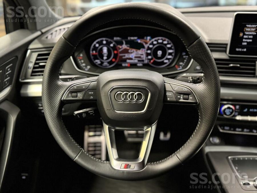 Grey Audi Q5 2018 in Riga, with an engine capacity of 2.00 L and mileage of 187 thousand km for 23990 €, photo 27 on AUTOMOTO.COM.LV
