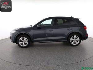 Grey Audi Q5 2018 in Kaunas, with an engine capacity of 2.00 L and mileage of 99 thousand km for 30516 €, photo 2 on AUTOMOTO.COM.LV