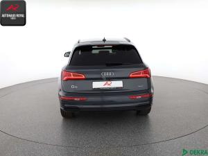 Grey Audi Q5 2018 in Kaunas, with an engine capacity of 2.00 L and mileage of 99 thousand km for 30516 €, photo 4 on AUTOMOTO.COM.LV
