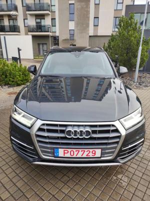 Grey Audi Q5 2018 in Vilnius, with an engine capacity of 1.98 L and mileage of 101 thousand km for 23200 €, photo 2 on AUTOMOTO.COM.LV