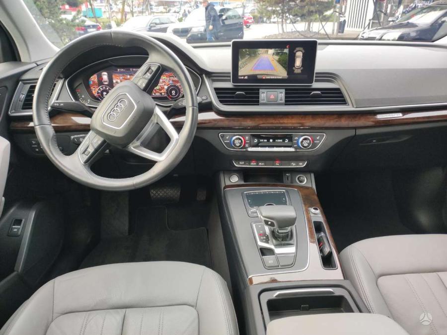 Grey Audi Q5 2018 in Vilnius, with an engine capacity of 1.98 L and mileage of 101 thousand km for 23200 €, photo 13 on AUTOMOTO.COM.LV