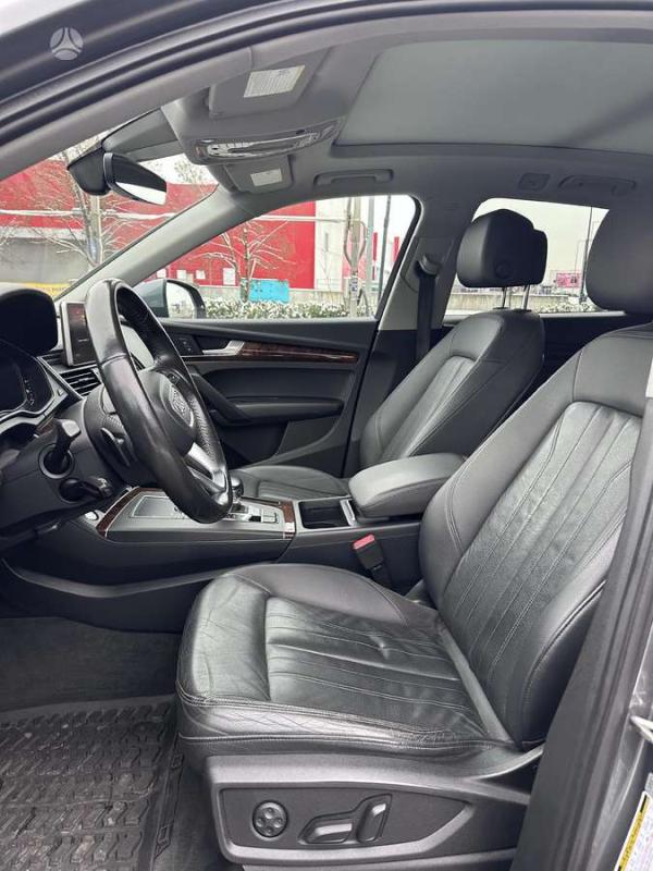 Grey Audi Q5 2018 in Vilnius, with an engine capacity of 1.98 L and mileage of 155 thousand km for 21500 €, photo 6 on AUTOMOTO.COM.LV