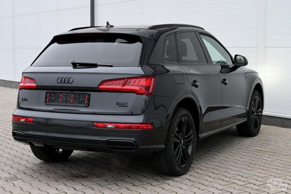 Pelēks Audi Q5 2018 Kretinga, ar dzinēja tilpumu 2.00 L un nobraukumu 63 tūkst. km par 25999 €, foto 9 vietnē AUTOMOTO.COM.LV