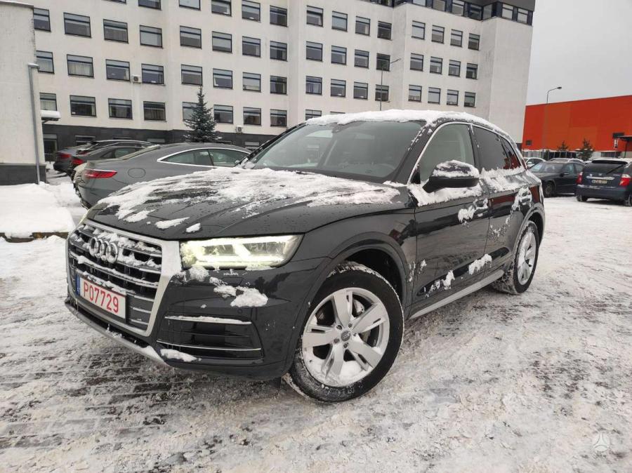 Pelēks Audi Q5 2018 Viļņa, ar dzinēja tilpumu 1.98 L un nobraukumu 101 tūkst. km par 24200 €, foto 1 vietnē AUTOMOTO.COM.LV