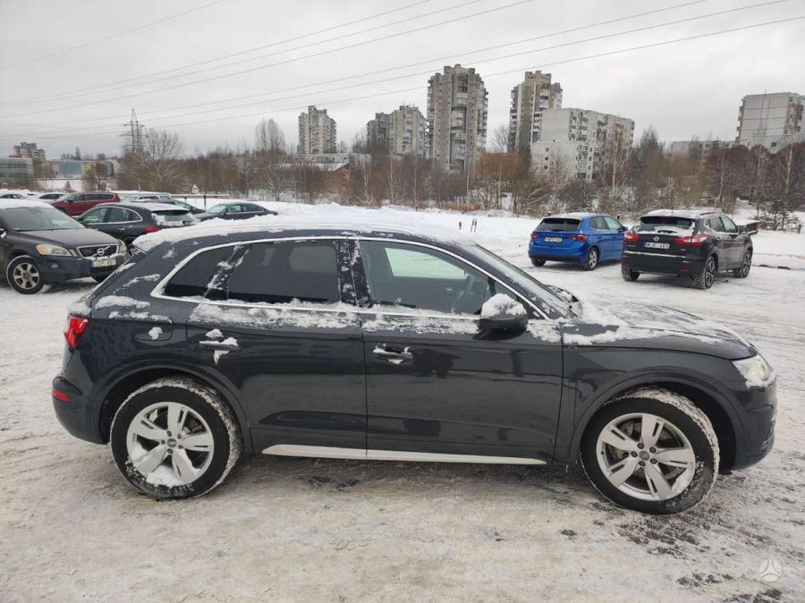Pelēks Audi Q5 2018 Viļņa, ar dzinēja tilpumu 1.98 L un nobraukumu 101 tūkst. km par 24200 €, foto 4 vietnē AUTOMOTO.COM.LV