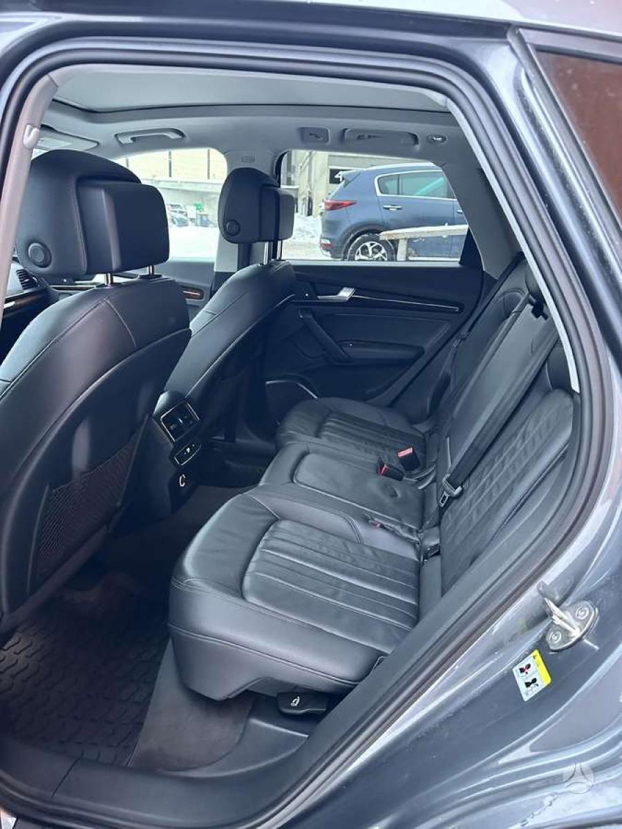 Grey Audi Q5 2018 in Vilnius, with an engine capacity of 1.98 L and mileage of 154 thousand km for 21200 €, photo 9 on AUTOMOTO.COM.LV