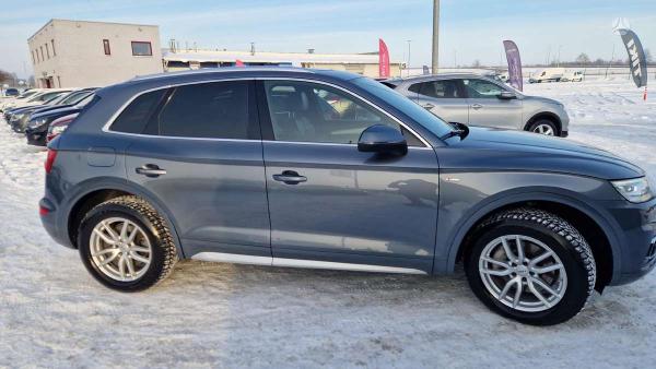 Grey Audi Q5 2018 in Marijampole, with an engine capacity of 1.97 L and mileage of 280 thousand km for 19700 €, photo 5 on AUTOMOTO.COM.LV