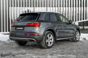 Grey Audi Q5 2018 in Vilnius, with an engine capacity of 1.98 L and mileage of 154 thousand km for 21800 €, photo 6 on AUTOMOTO.COM.LV