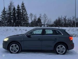 Grey Audi Q5 2018 in Utena, with an engine capacity of 1.97 L and mileage of 146 thousand km for 24700 €, photo 4 on AUTOMOTO.COM.LV