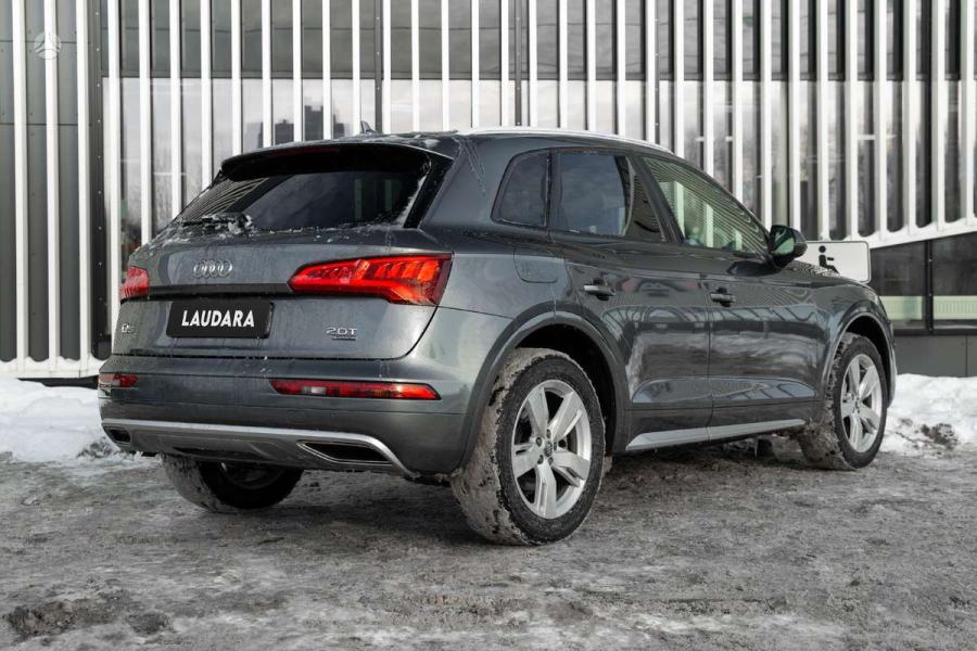 Pelēks Audi Q5 2018 Viļņa, ar dzinēja tilpumu 1.98 L un nobraukumu 155 tūkst. km par 21699 €, foto 6 vietnē AUTOMOTO.COM.LV