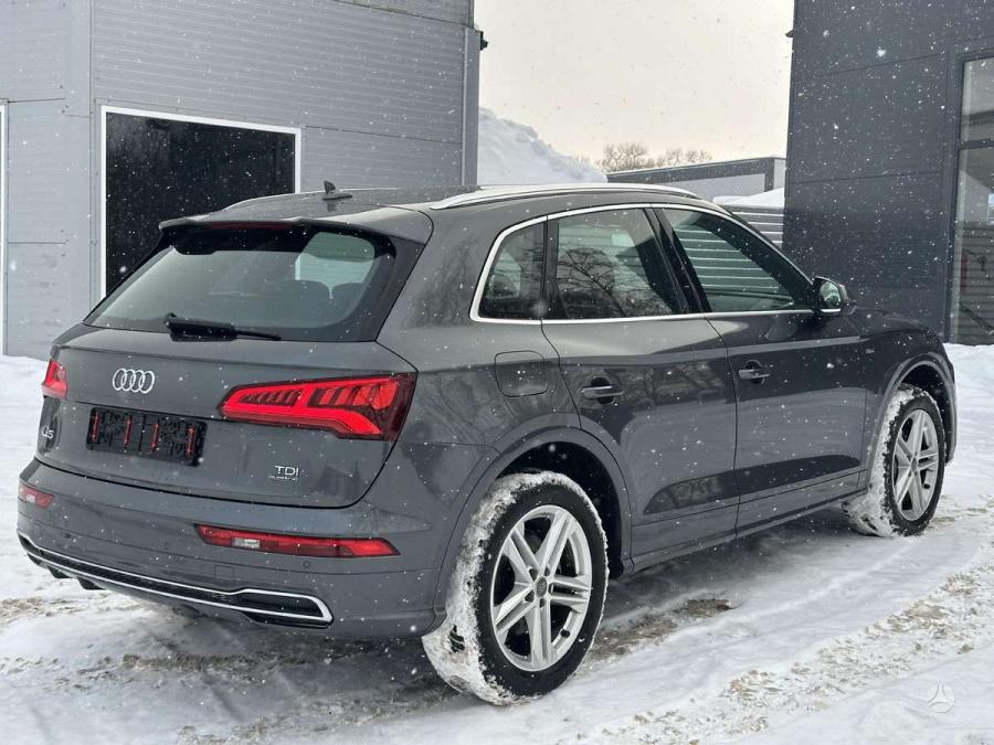Pelēks Audi Q5 2018 Utena, ar dzinēja tilpumu 1.97 L un nobraukumu 146 tūkst. km par 24600 €, foto 6 vietnē AUTOMOTO.COM.LV