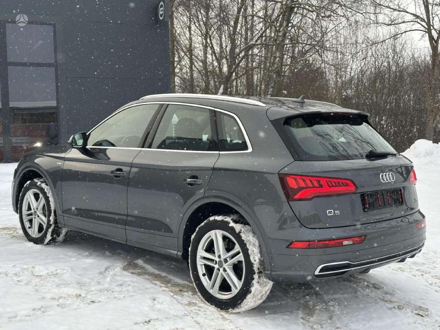 Pelēks Audi Q5 2018 Utena, ar dzinēja tilpumu 1.97 L un nobraukumu 146 tūkst. km par 24600 €, foto 8 vietnē AUTOMOTO.COM.LV