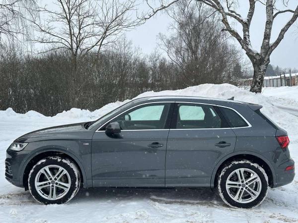 Grey Audi Q5 2018 in Utena, with an engine capacity of 1.97 L and mileage of 146 thousand km for 24600 €, photo 9 on AUTOMOTO.COM.LV
