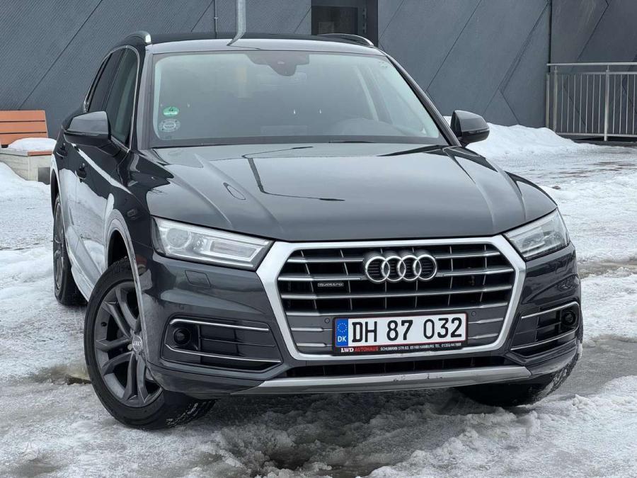 Grey Audi Q5 2018 in Jonava, with an engine capacity of 2.00 L and mileage of 204 thousand km for 20999 €, photo 13 on AUTOMOTO.COM.LV