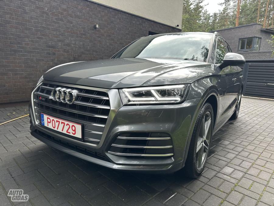 Grey Audi Q5 2018 in Vilnius, with an engine capacity of 3.00 L and mileage of 186 thousand km for 23500 €, photo 1 on AUTOMOTO.COM.LV