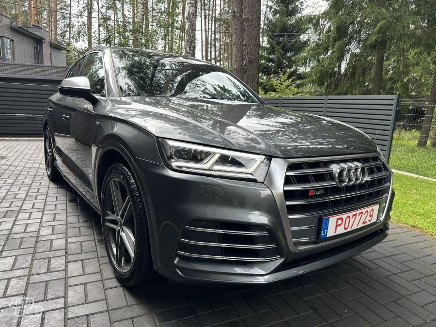 Grey Audi Q5 2018 in Vilnius, with an engine capacity of 3.00 L and mileage of 186 thousand km for 23500 €, photo 4 on AUTOMOTO.COM.LV