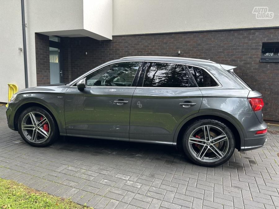 Grey Audi Q5 2018 in Vilnius, with an engine capacity of 3.00 L and mileage of 186 thousand km for 23500 €, photo 6 on AUTOMOTO.COM.LV