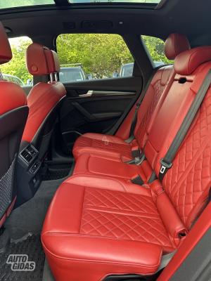 Grey Audi Q5 2018 in Vilnius, with an engine capacity of 3.00 L and mileage of 186 thousand km for 23500 €, photo 18 on AUTOMOTO.COM.LV