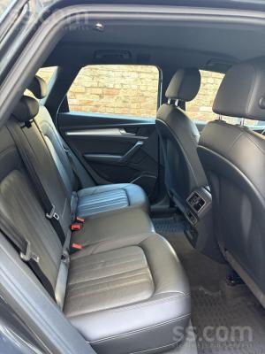 Grey Audi Q5 2018 in Riga, with an engine capacity of 2.00 L and mileage of 96 thousand km for 24000 €, photo 5 on AUTOMOTO.COM.LV