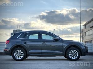 Grey Audi Q5 2018 in Riga, with an engine capacity of 2.00 L and mileage of 96 thousand km for 19500 €, photo 9 on AUTOMOTO.COM.LV