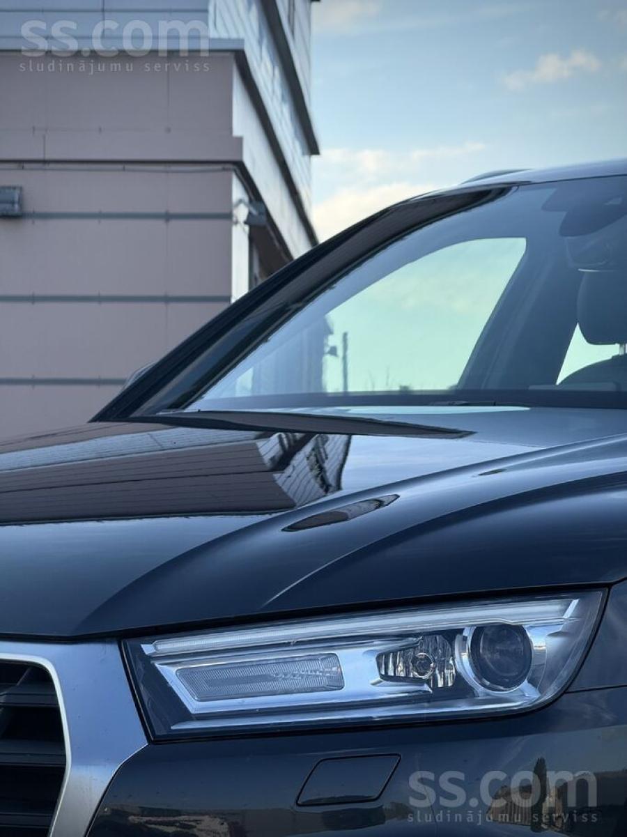Grey Audi Q5 2018 in Riga, with an engine capacity of 2.00 L and mileage of 96 thousand km for 19500 €, photo 10 on AUTOMOTO.COM.LV