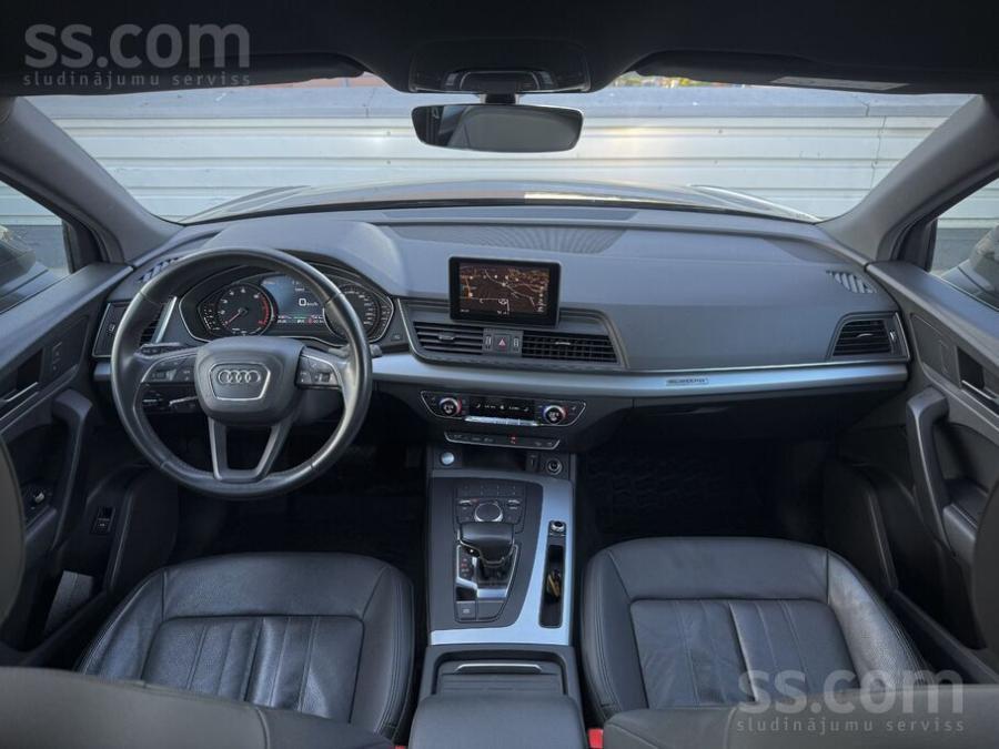 Grey Audi Q5 2018 in Riga, with an engine capacity of 2.00 L and mileage of 96 thousand km for 19500 €, photo 13 on AUTOMOTO.COM.LV
