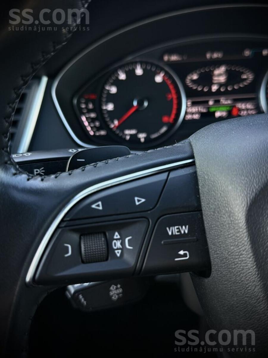 Grey Audi Q5 2018 in Riga, with an engine capacity of 2.00 L and mileage of 96 thousand km for 19500 €, photo 18 on AUTOMOTO.COM.LV