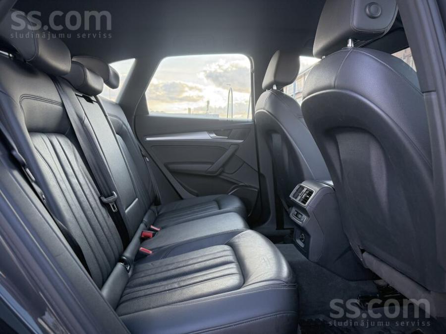 Grey Audi Q5 2018 in Riga, with an engine capacity of 2.00 L and mileage of 96 thousand km for 19500 €, photo 32 on AUTOMOTO.COM.LV