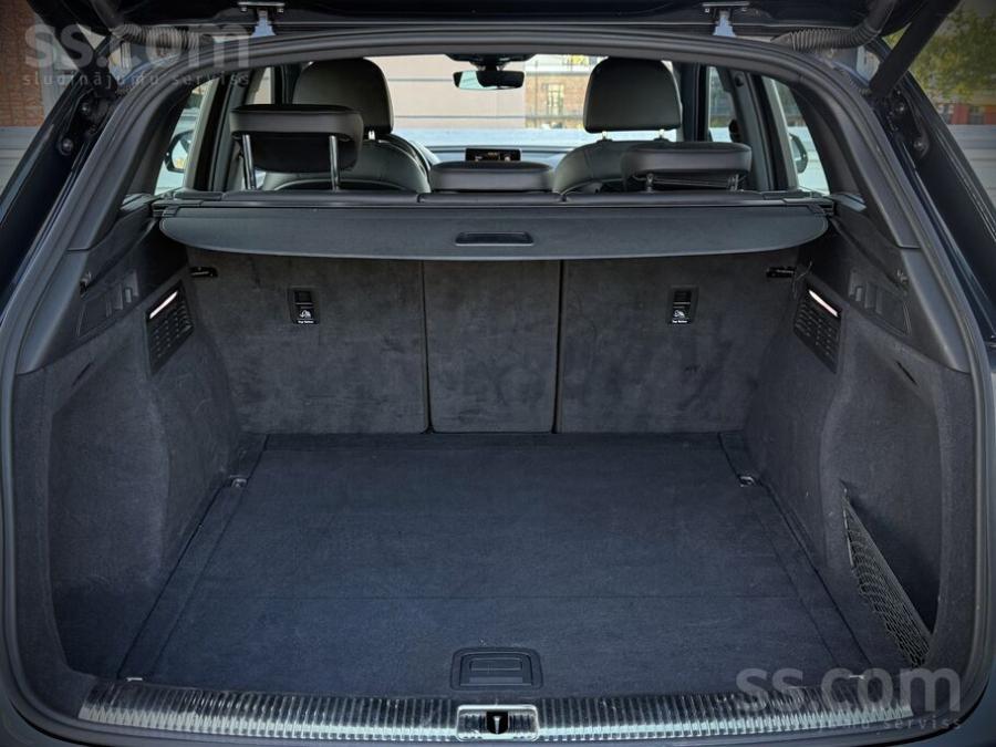 Grey Audi Q5 2018 in Riga, with an engine capacity of 2.00 L and mileage of 96 thousand km for 19500 €, photo 34 on AUTOMOTO.COM.LV