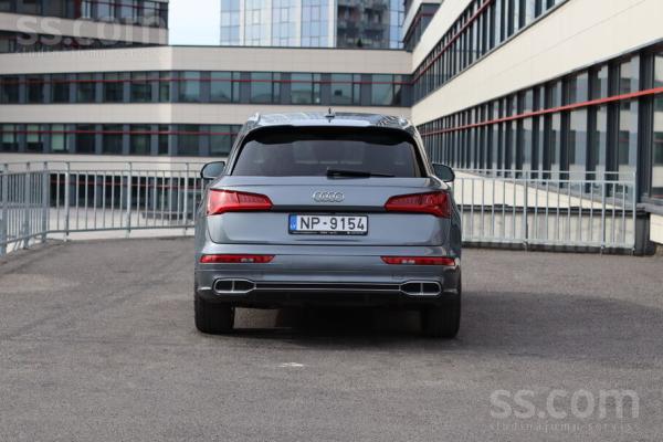 Pelēks Audi Q5 2018 Rīga, ar dzinēja tilpumu 3.00 L un nobraukumu 203 tūkst. km par 24470 €, foto 5 vietnē AUTOMOTO.COM.LV