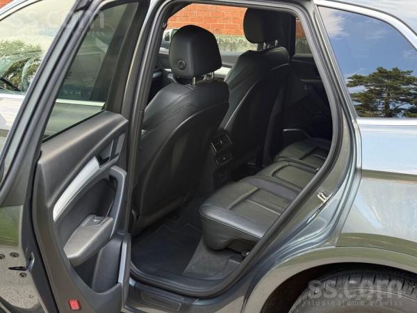 Pelēks Audi Q5 2018 Rīga, ar dzinēja tilpumu 3.00 L un nobraukumu 203 tūkst. km par 24470 €, foto 9 vietnē AUTOMOTO.COM.LV