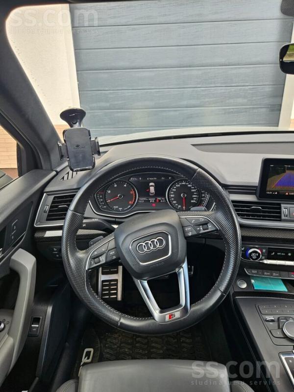 Grey Audi Q5 2018 in Valmiera, with an engine capacity of 3.00 L and mileage of 120 thousand km for 27900 €, photo 8 on AUTOMOTO.COM.LV