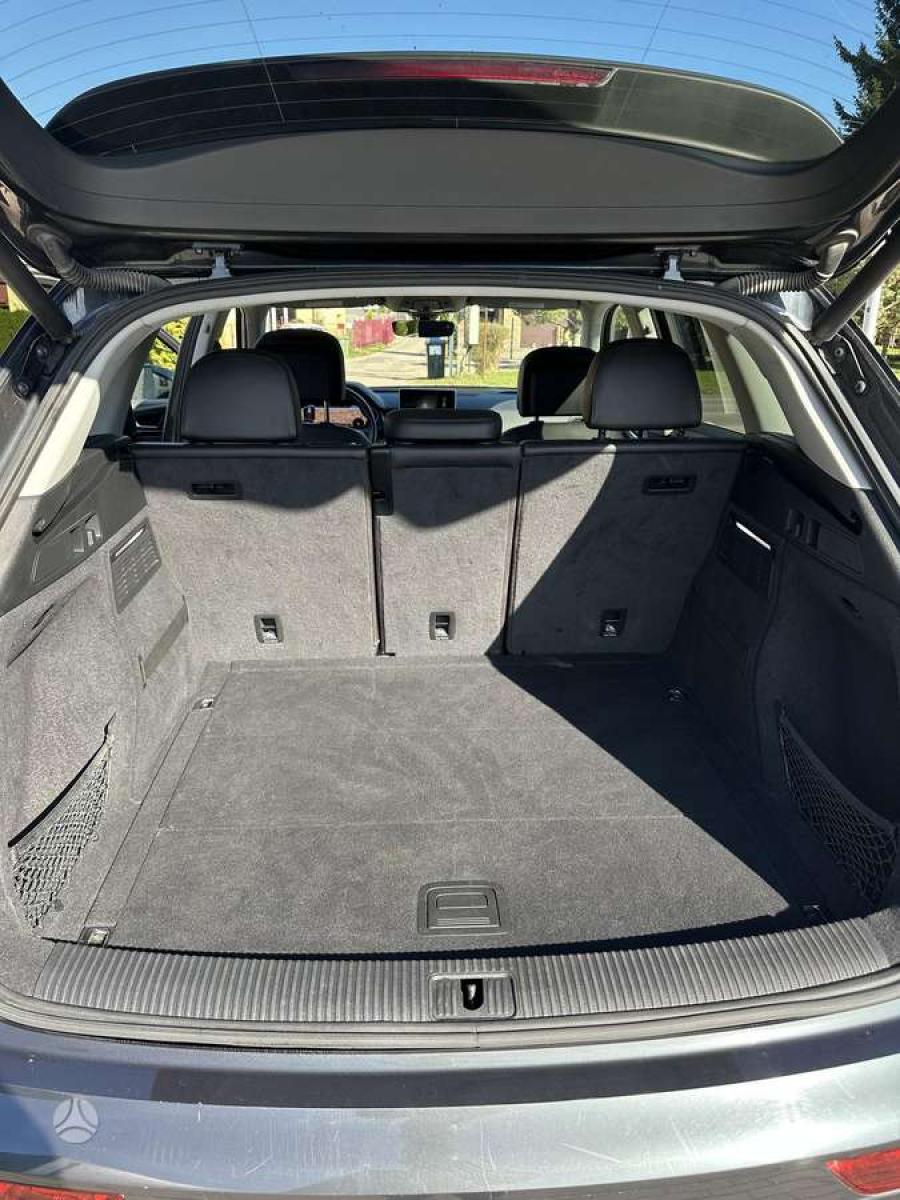 Grey Audi Q5 2018 in Vilnius, with an engine capacity of 1.98 L and mileage of 270 thousand km for 16650 €, photo 12 on AUTOMOTO.COM.LV