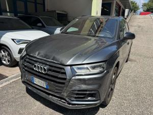 Grey Audi Q5 2018 in Kaunas, with an engine capacity of 2.00 L and mileage of 226 thousand km for 18900 €, photo  on AUTOMOTO.COM.LV