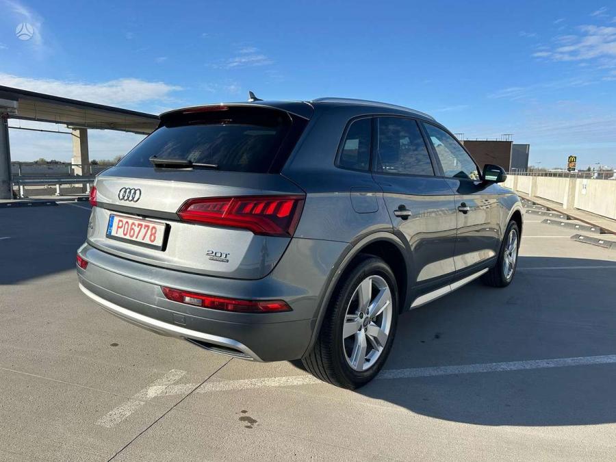 Grey Audi Q5 2018 in Vilnius, with an engine capacity of 1.98 L and mileage of 155 thousand km for 19990 €, photo 5 on AUTOMOTO.COM.LV