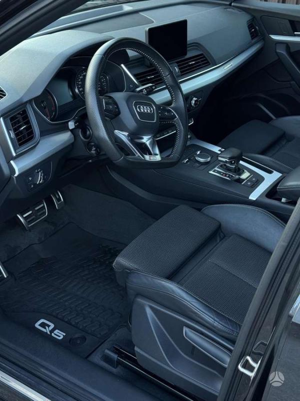 Grey Audi Q5 2018 in Salcininkai, with an engine capacity of 2.00 L and mileage of 188 thousand km for 12950 €, photo 8 on AUTOMOTO.COM.LV