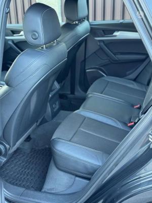 Pelēks Audi Q5 2018 Šalčininkai, ar dzinēja tilpumu 2.00 L un nobraukumu 188 tūkst. km par 12950 €, foto 13 vietnē AUTOMOTO.COM.LV
