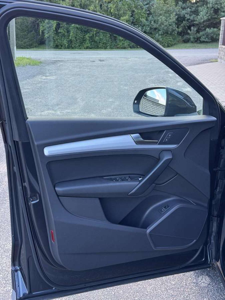 Pelēks Audi Q5 2018 Šalčininkai, ar dzinēja tilpumu 2.00 L un nobraukumu 188 tūkst. km par 12950 €, foto 28 vietnē AUTOMOTO.COM.LV