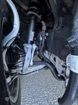 Pelēks Audi Q5 2018 Šalčininkai, ar dzinēja tilpumu 2.00 L un nobraukumu 188 tūkst. km par 12950 €, foto 38 vietnē AUTOMOTO.COM.LV