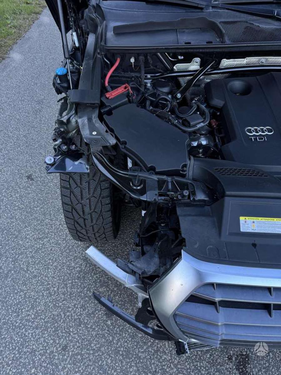 Pelēks Audi Q5 2018 Šalčininkai, ar dzinēja tilpumu 2.00 L un nobraukumu 188 tūkst. km par 12950 €, foto 40 vietnē AUTOMOTO.COM.LV