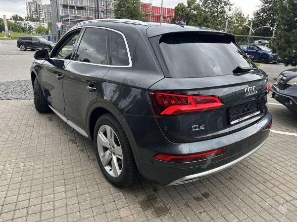 Серый Ауди Ку 5 2018 в Вильнюс, объемом двигателя 1.98 л и пробегом 277 тыс. км за 16990 €, фото 8 на AUTOMOTO.COM.LV